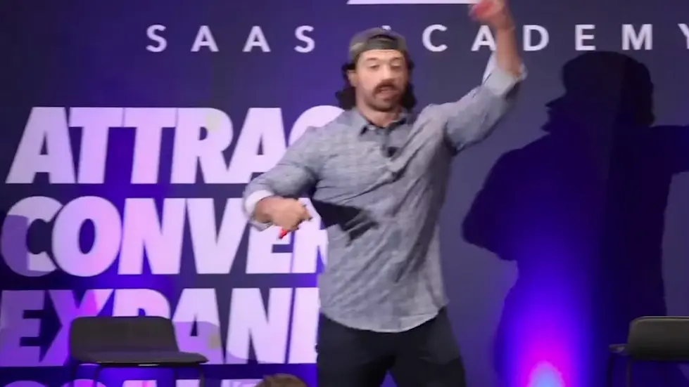 Alex Hormozi: How I Built A 20+ Sales Team [The Process]