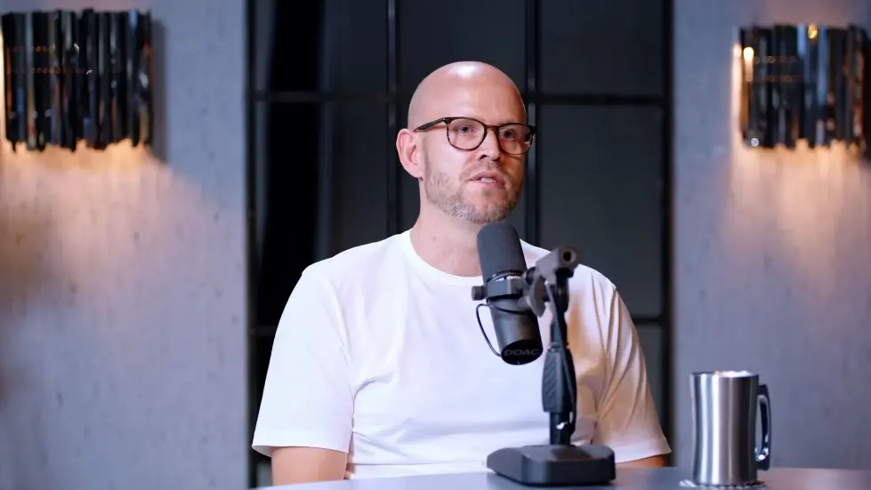 Daniel Ek Spotify Founder on The Diary of a CEO with Steven Bartlett ...