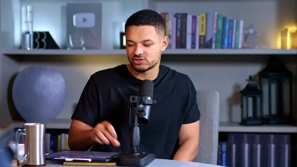 Morgan Housel The Savings Expert on The Diary of a CEO with Steven ...