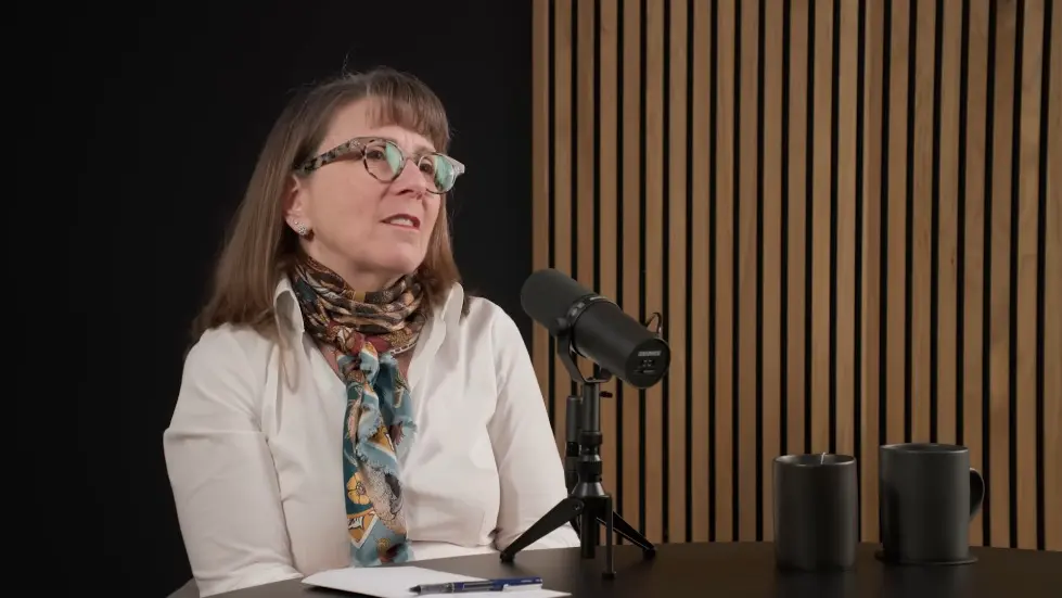 Dr. Lisa Feldman Barrett and Dr. Andrew Huberman: How to Understand ...