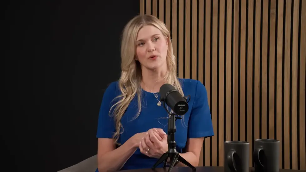 Dr. Natalie Crawford and Dr. Andrew Huberman: Female Hormone Health ...