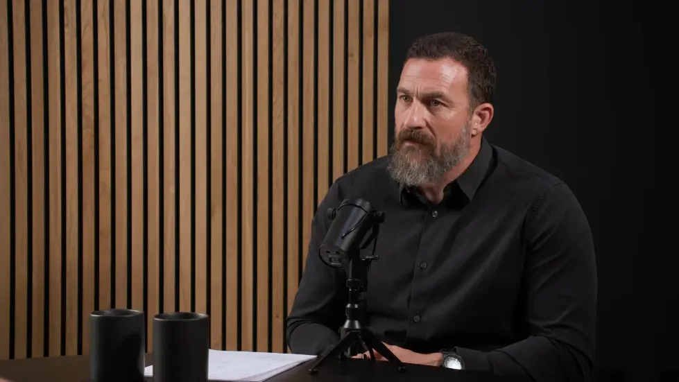 Dr. Sean Mackey and Dr. Andrew Huberman: Tools to Reduce and Manage Pain