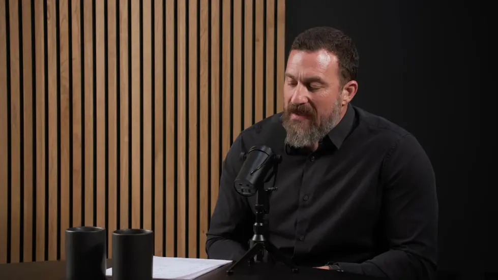 Dr. Sean Mackey and Dr. Andrew Huberman: Tools to Reduce and Manage Pain